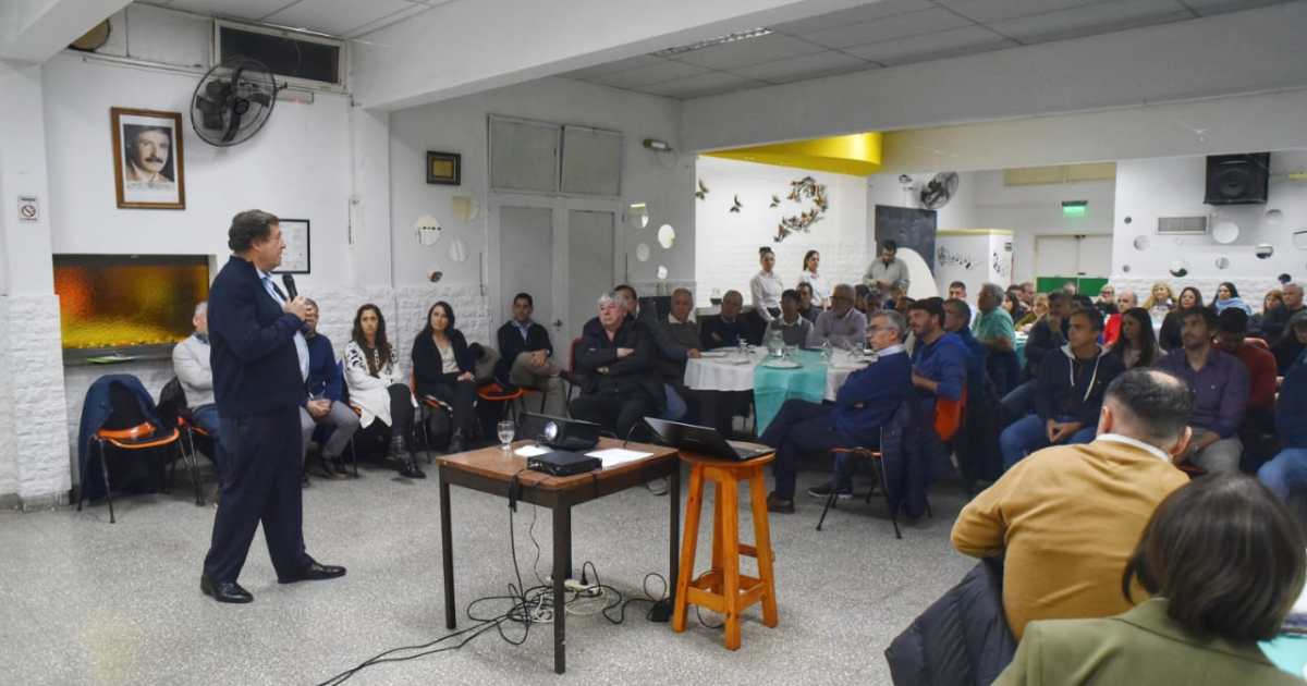 Viaje al núcleo de los bosquejos electorales - Diario Río Negro