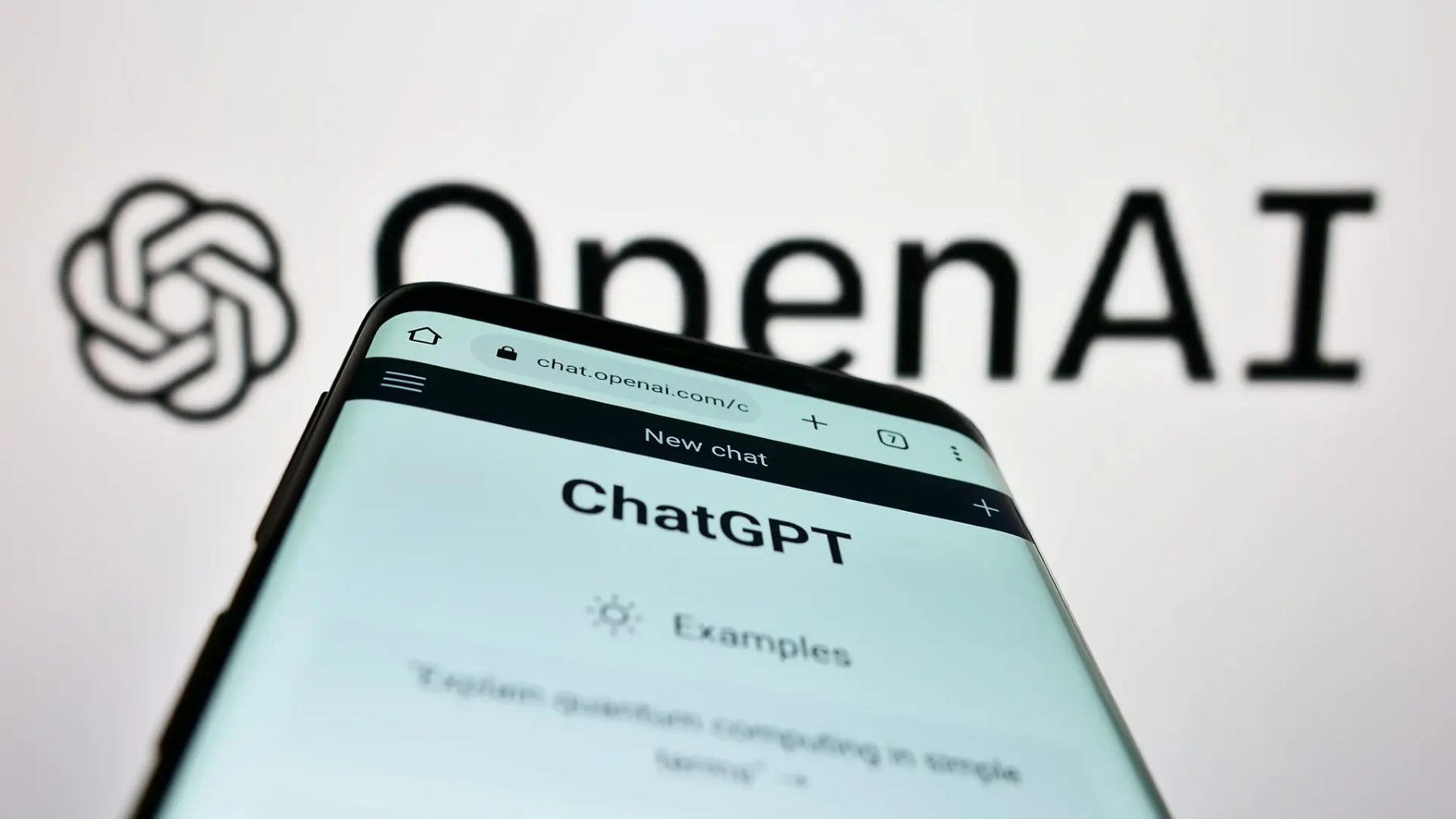 ChatGPT vs. “Dark Chat GPT”: la batalla por tu seguridad y tus ...