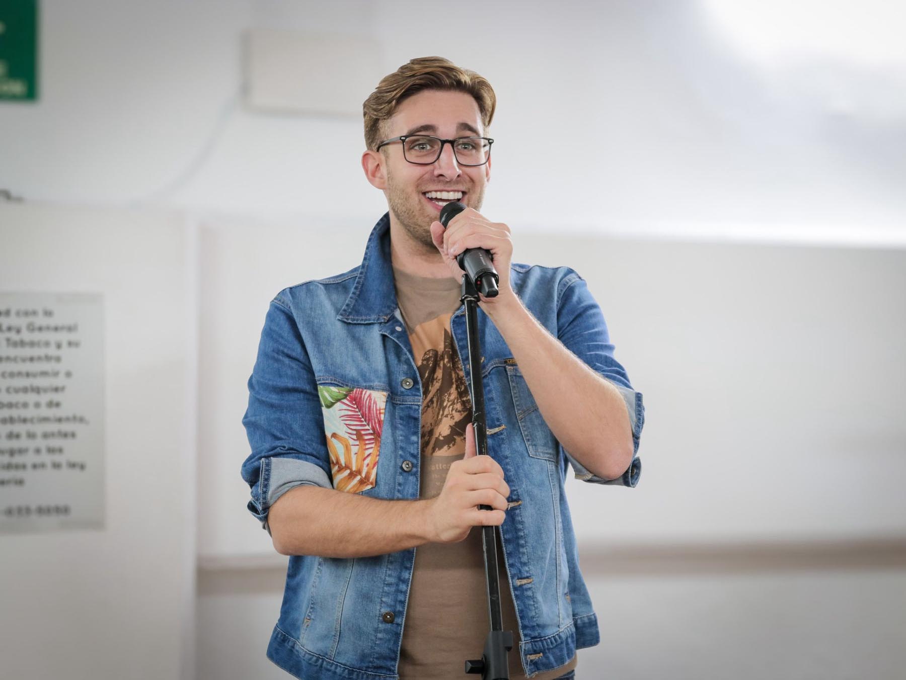 Javier Manente, estrella de Broadway, regresa a Neuquén con shows ...