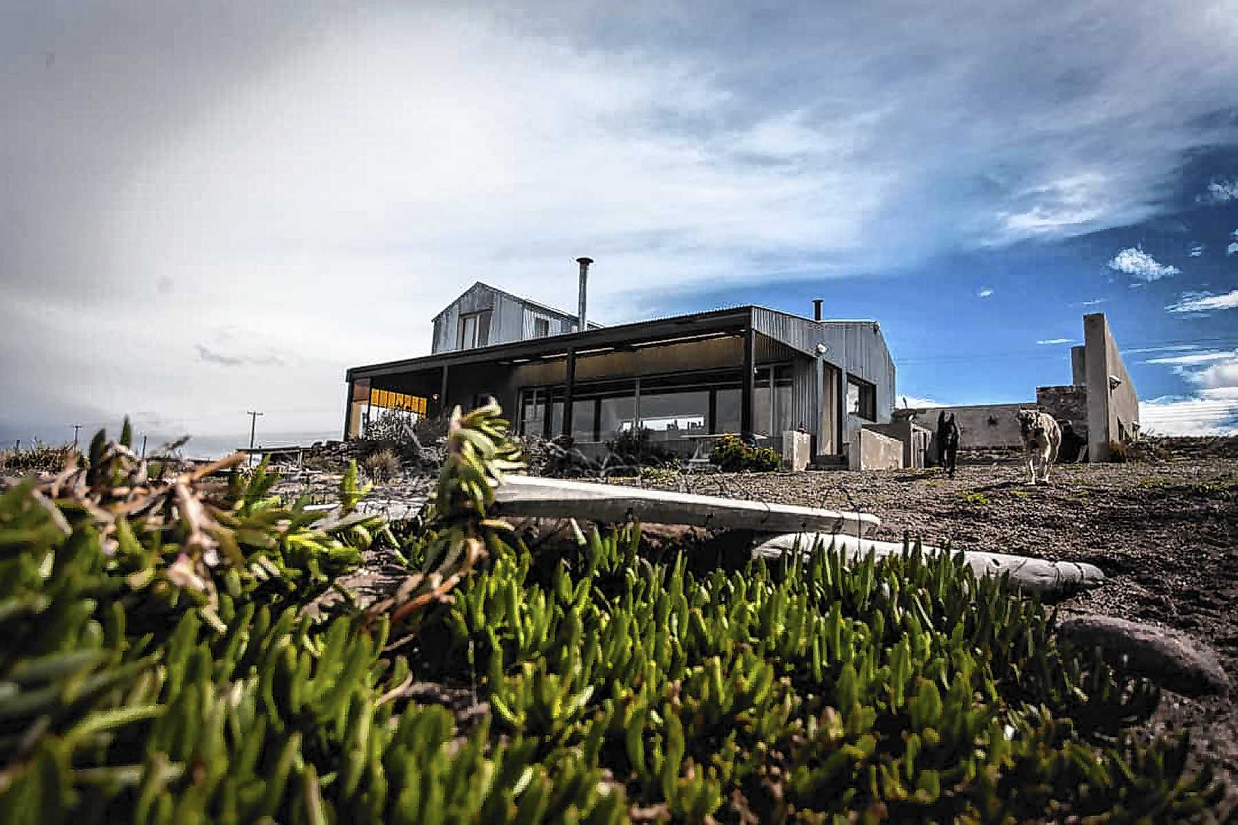 2 ladkiya xxx hot, toned, beautiful and a genuine person to