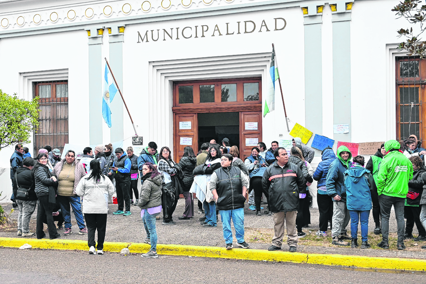 Tensión en Allen: fracasó otra reunión y el paro municipal se agrava ...