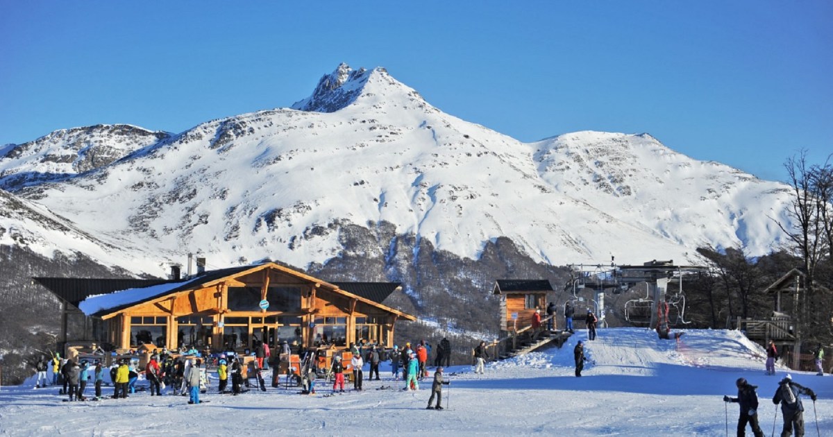 Un centro de esquí de la Patagonia extiende su temporada: hasta cuándo ...