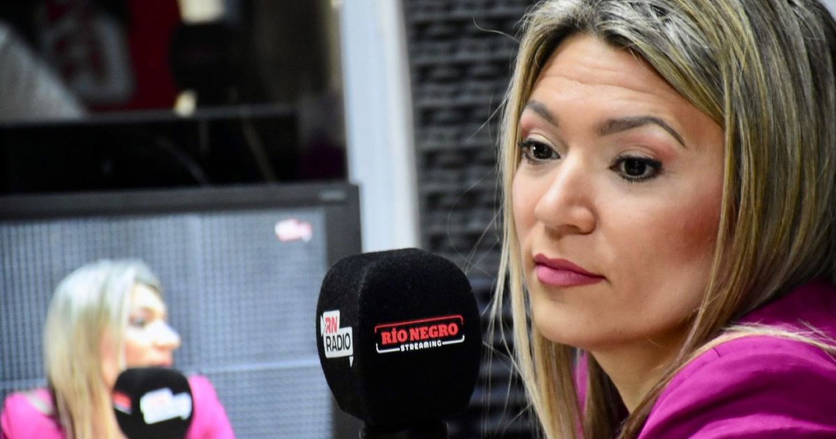 Nadia Márquez, de campaña en Neuquén, se refirió a las presuntas coimas ...