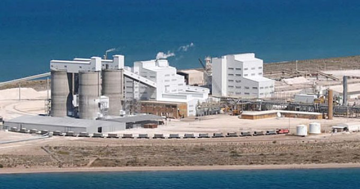 Crisis de Alpat en San Antonio: cesan a 41 trabajadores y la Provincia ...