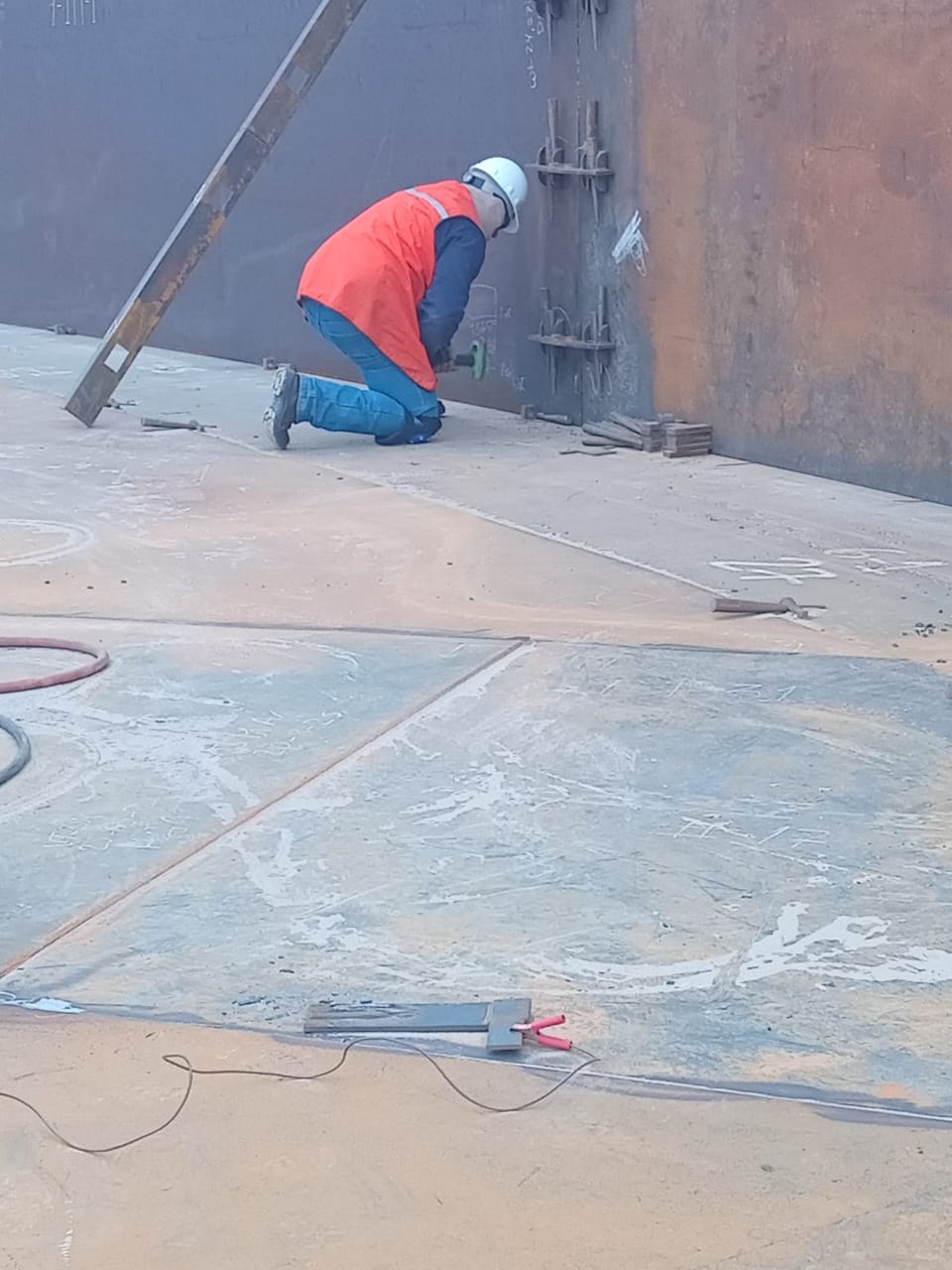 Comenzó la construcción de los tanques de almacenamiento del VMOS en ...