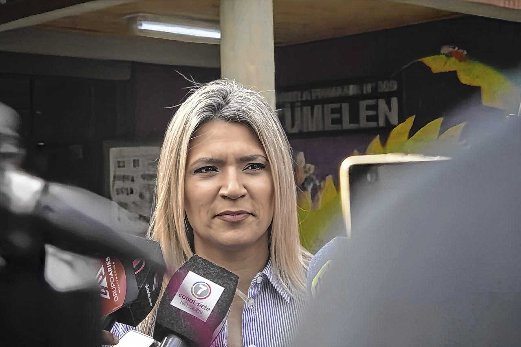 Nadia Márquez votó en Neuquén y habló sobre el ataque a Pablo Cervi ...