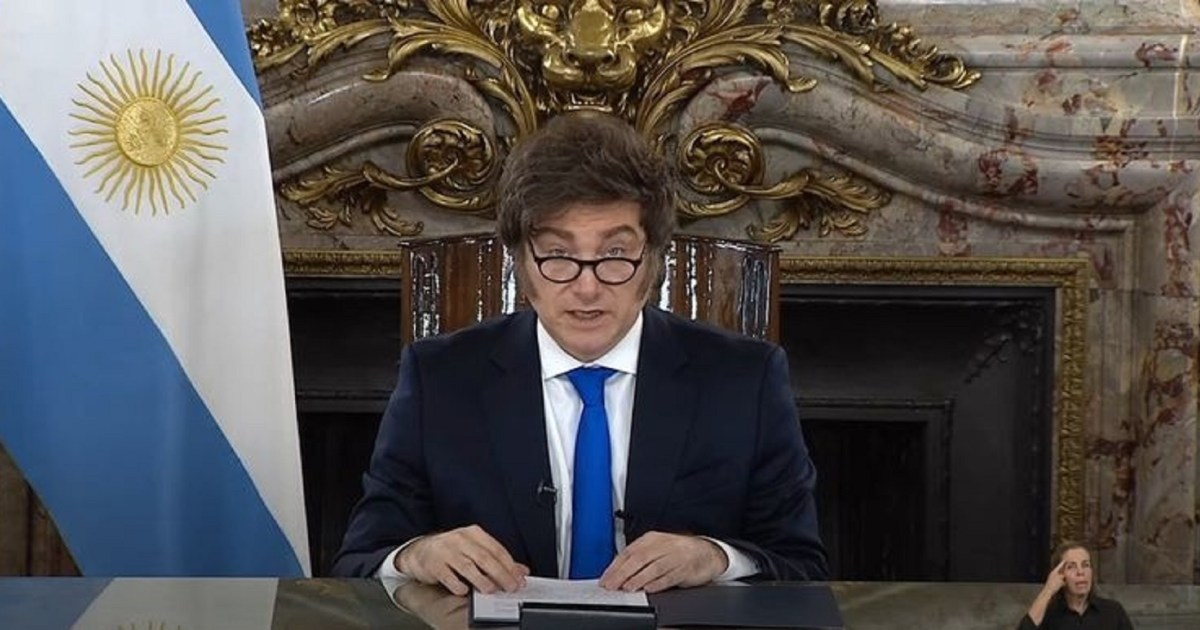 Bonos en alza, haberes en baja: las dos caras del equilibrio fiscal de ...