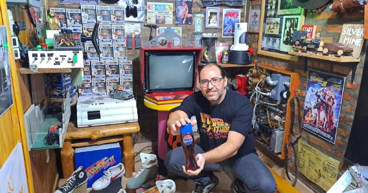 El guardián del tiempo: es fanático de Volver al Futuro y alzó un museo ...