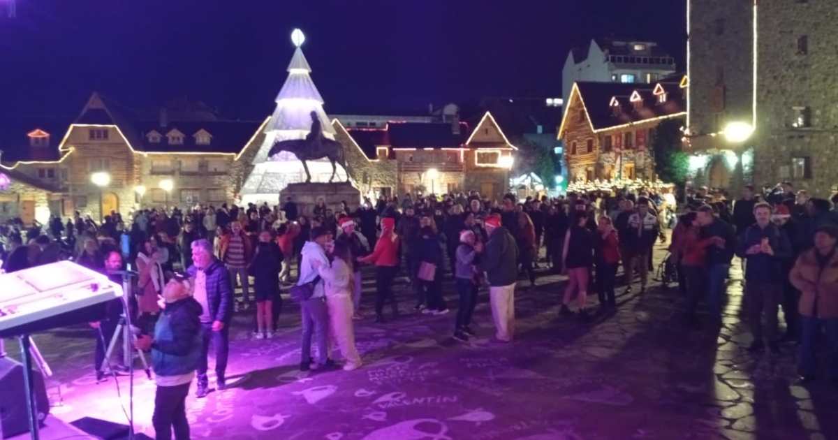 Año Nuevo en Bariloche: cenas gourmet, precios y festejos populares ...