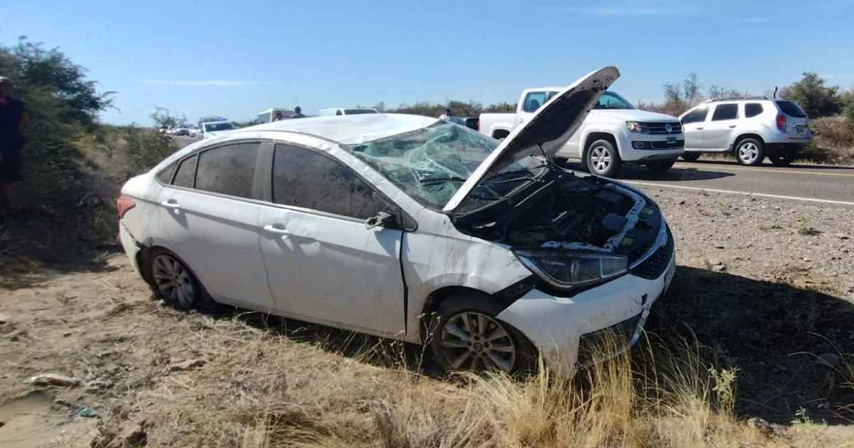 Intentaron sobrepasar un camión y volcaron en la Ruta 22: hubo dos ...