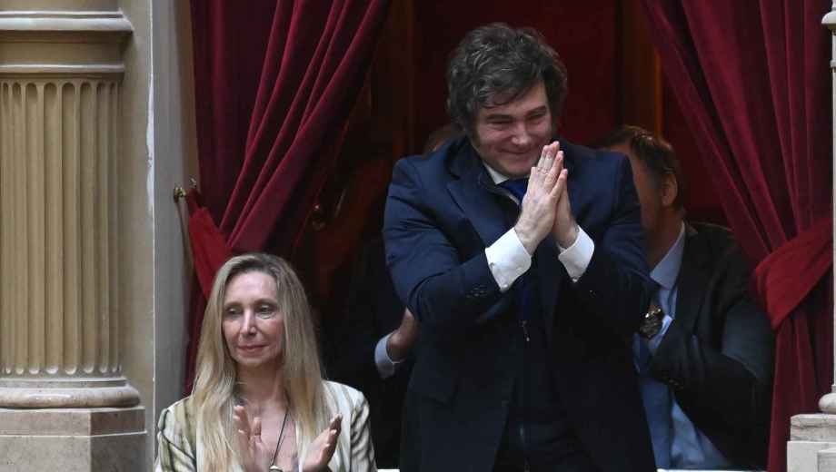 Entre Jesús María y el Foro de Davos: la cargada agenda de Javier Milei ...