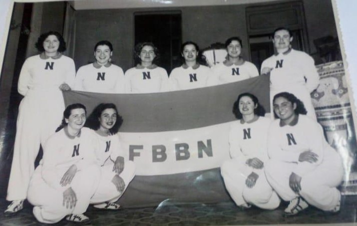 María Castaño de Raone, la esposa del historiador, investigador ...