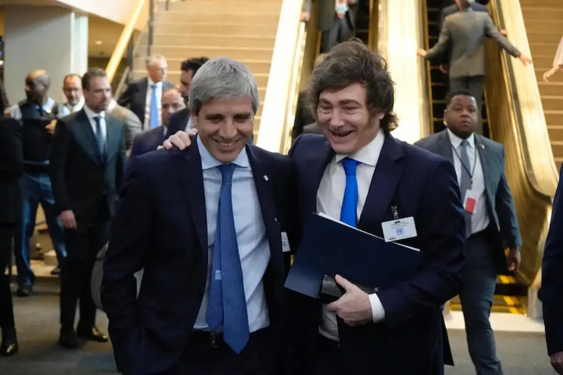 El Gobierno absorbió $2,6 billones del mercado y logró un rollover del ...