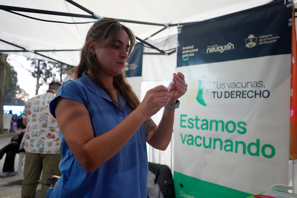 “Pará, vacunate y seguí”: la estrategia que disparó la vacunación en ...