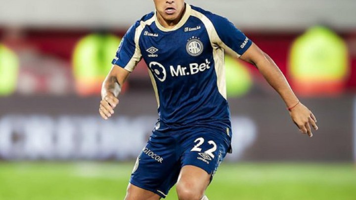 Leandro Lozano se hace la revisión médica y firma contrato con Boca ...